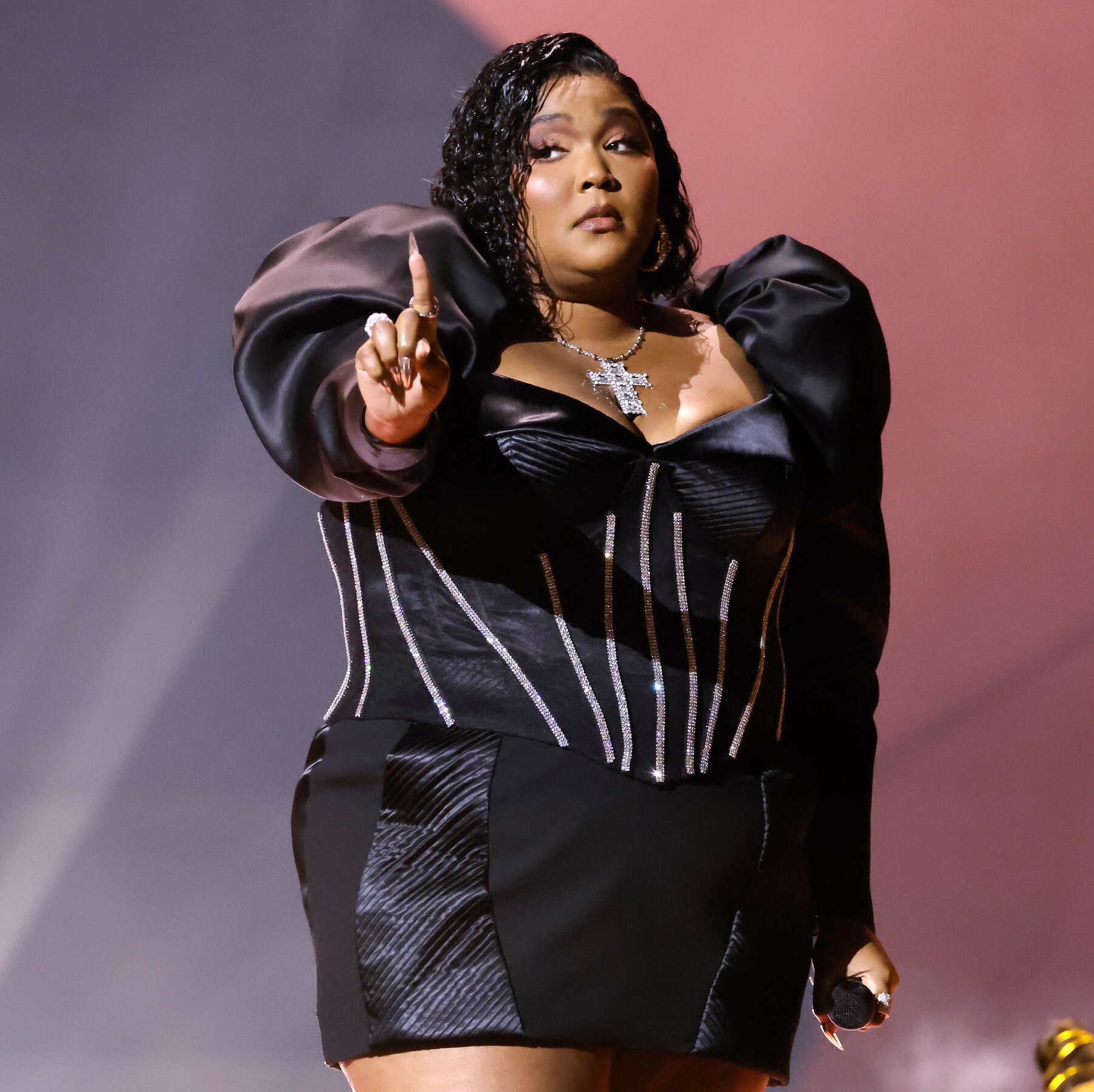 Lizzo Kimdir? Lizzo'nun Müzik Kariyeri - Substreet Lizzo Kimdir? Lizzo'nun Müzik Kariyeri - Substreet